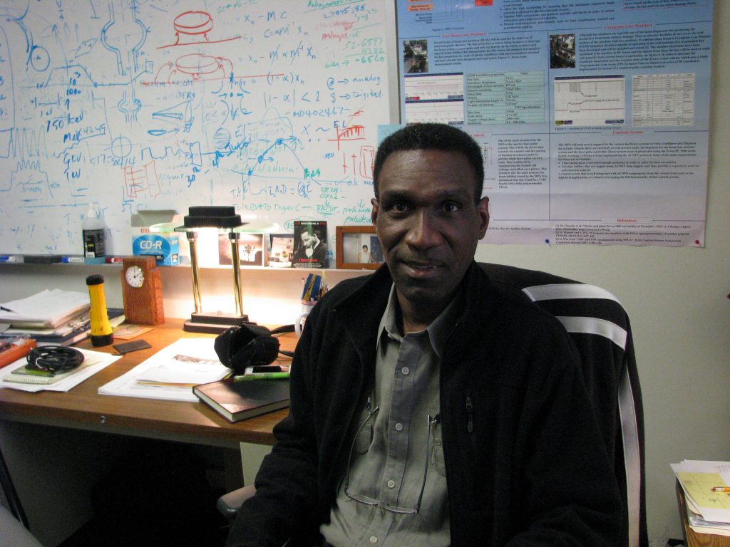 Accelerator physicist invents new way to clean up oil spills