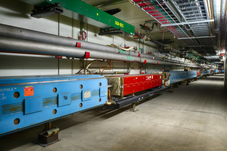 Fermilab’s flagship accelerator sets world record