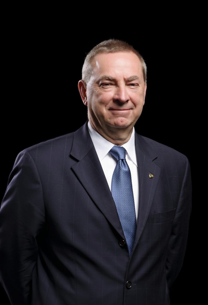 Nigel Lockyer of Canada’s TRIUMF lab named Fermilab director