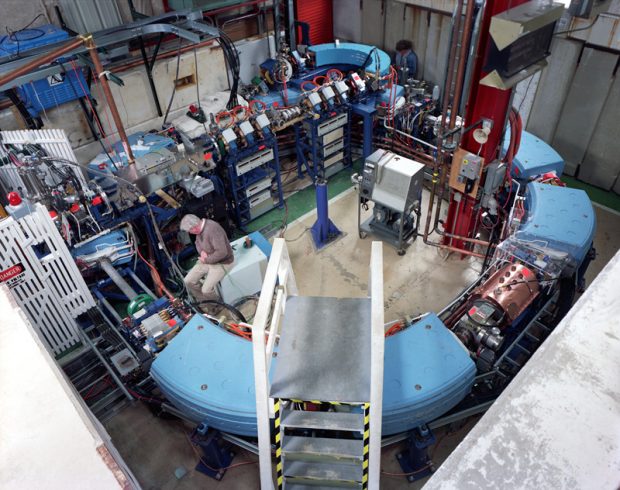 Fermilab unveils first proton accelerator for cancer treatment