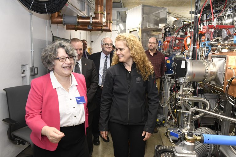 Canada Governor General Julie Payette visits Fermilab