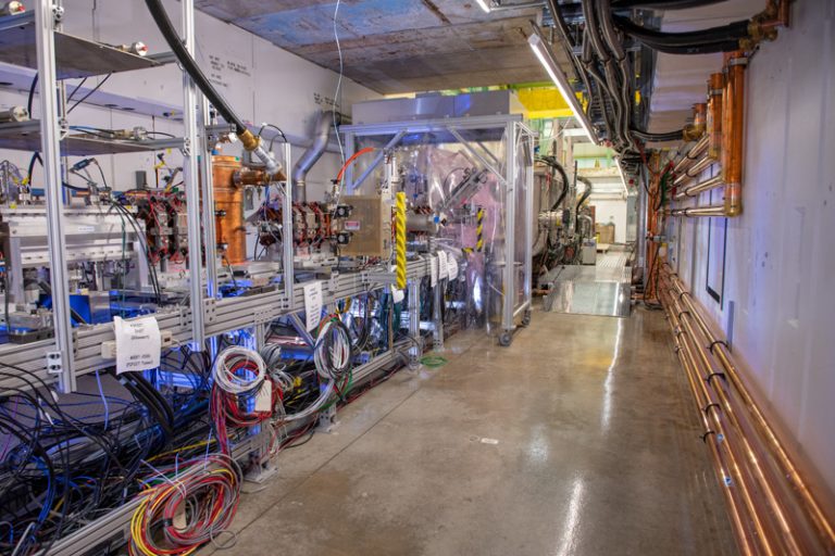 First beam accelerated in PIP-II cryomodules, ushering in new era of ...