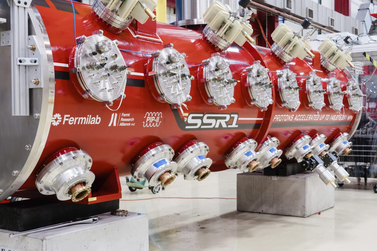 Testing wraps up for first Fermilab-designed cryomodule for PIP-II ...