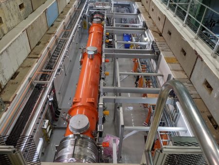 Fermilab sees record performance from next-generation accelerator component