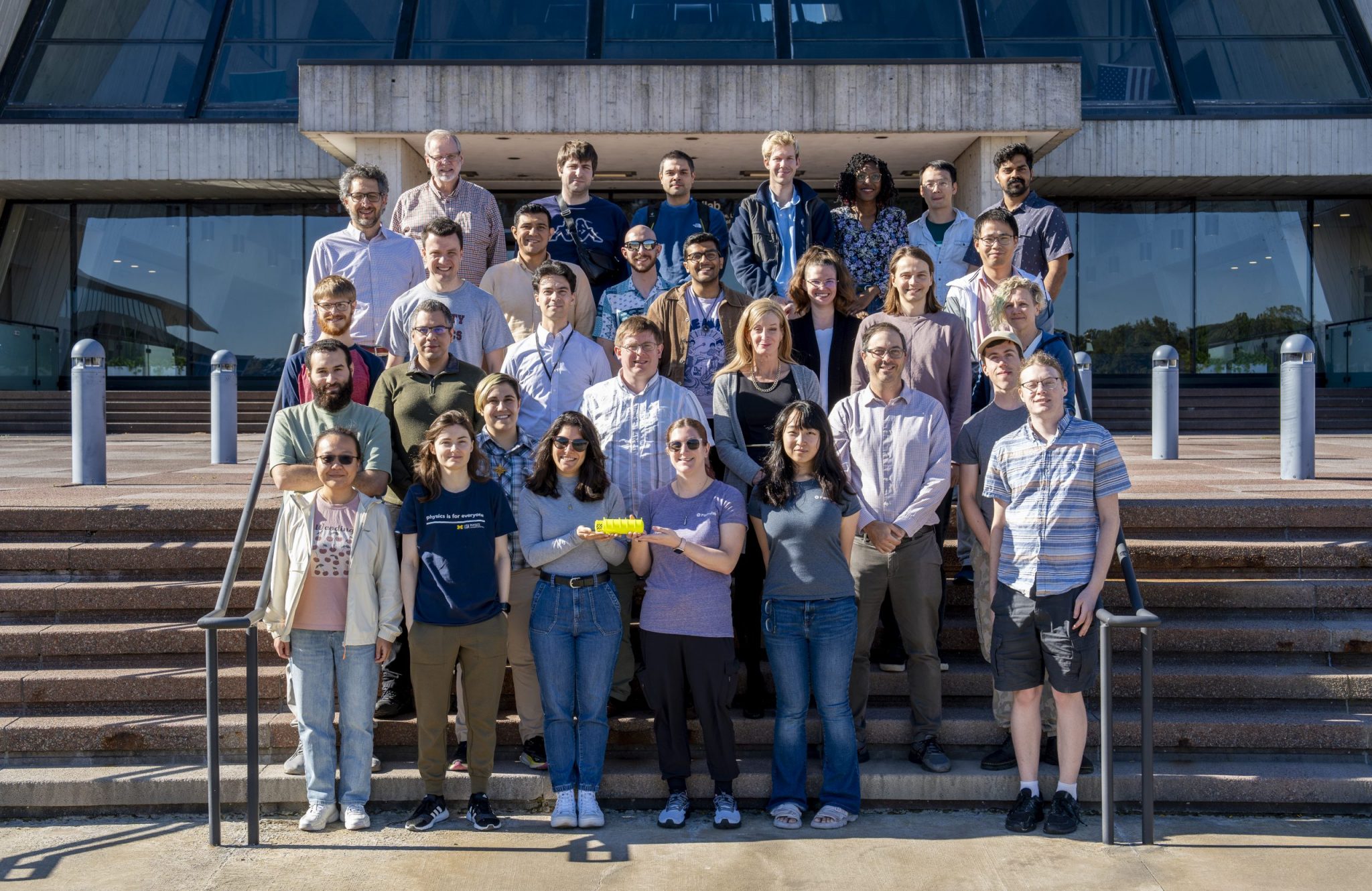 MicroBooNE finds no evidence for a sterile neutrino